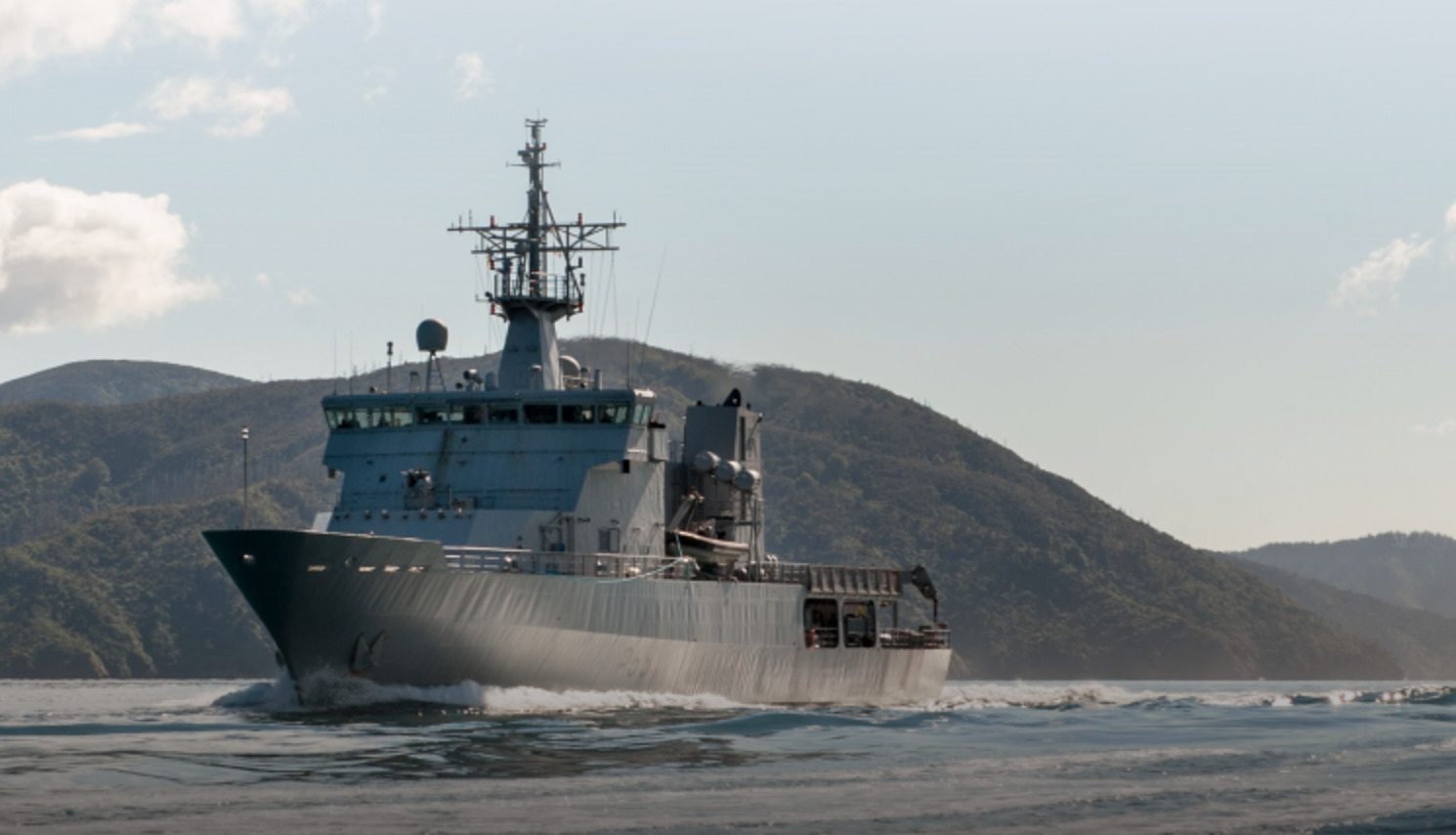 Navy ships depart for Tonga - Inside Government NZ