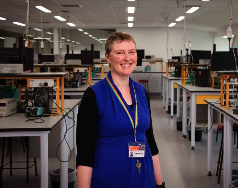 Passion for equity in engineering earns teaching medal - Inside ...